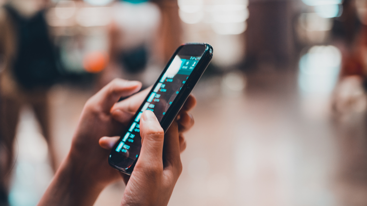 How Do Women’s Safety Devices Integrate With Emergency Contact Apps?.